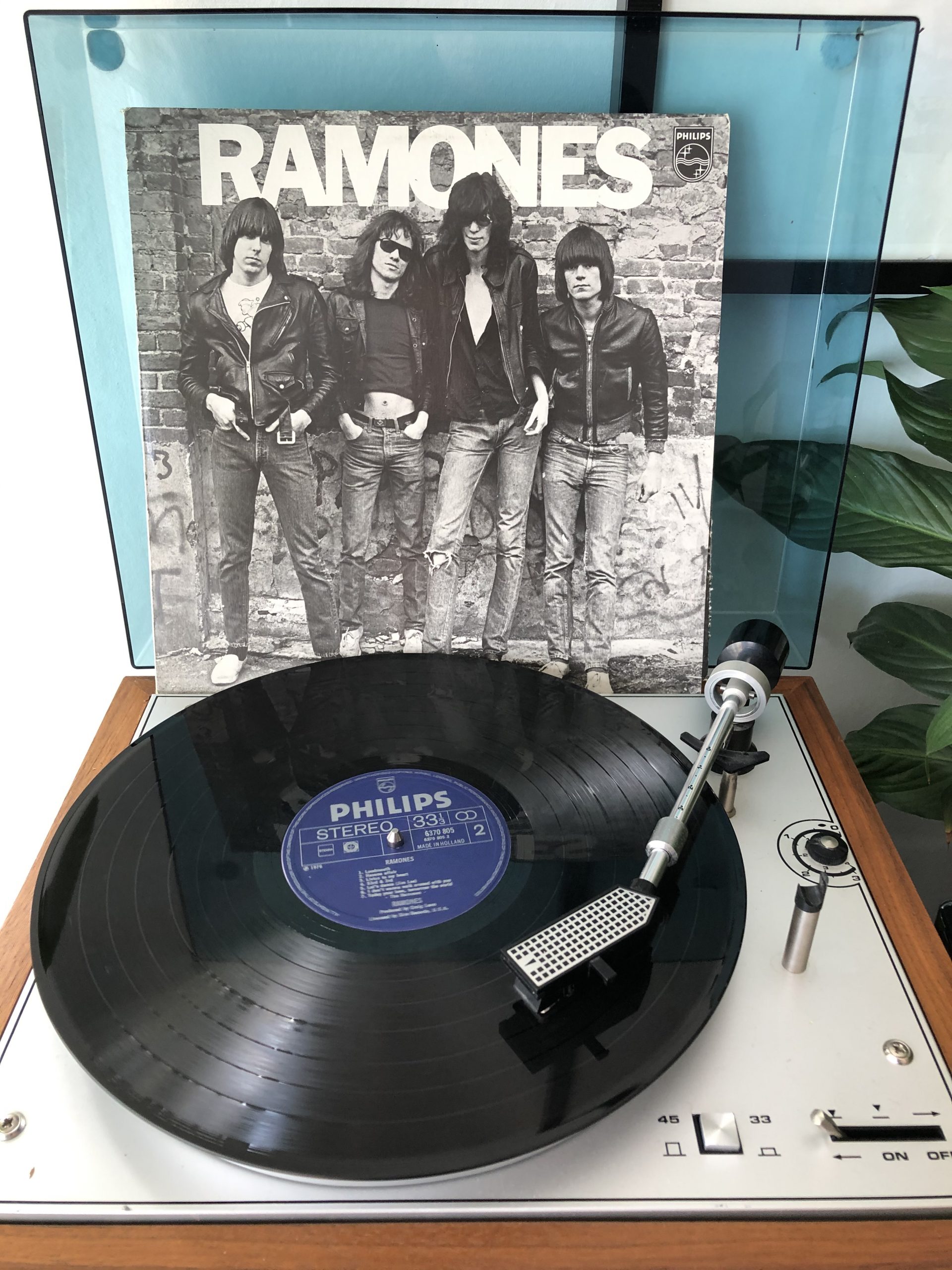 Punk Records - The World's best punk albums, singles and EPs